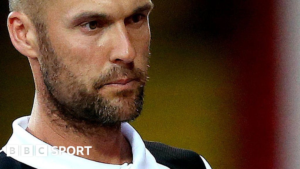 Luke Williams: Swindon Town 'have work to do' on recruitment - BBC Sport