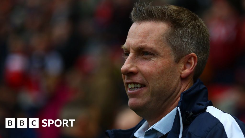Ipswich 2-3 Millwall: Lions pick up first away win of season - BBC Sport
