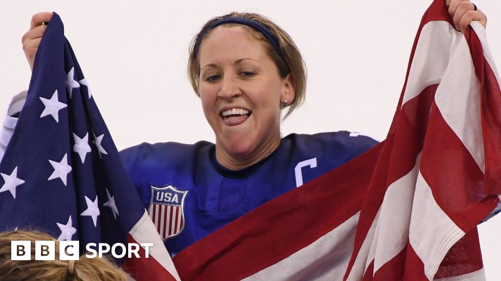 Winter Olympics: Pay dispute key in USA ice hockey gold - Meghan Duggan ...
