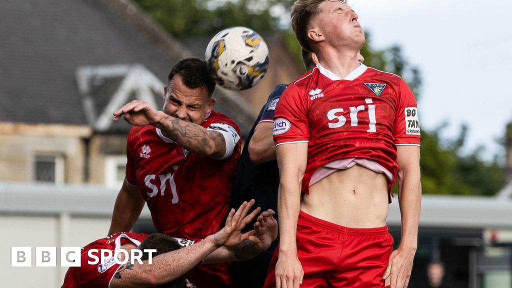 Raith Rovers 1-0 Dunfermline Athletic: Sam Stanton goal earns Scottish ...