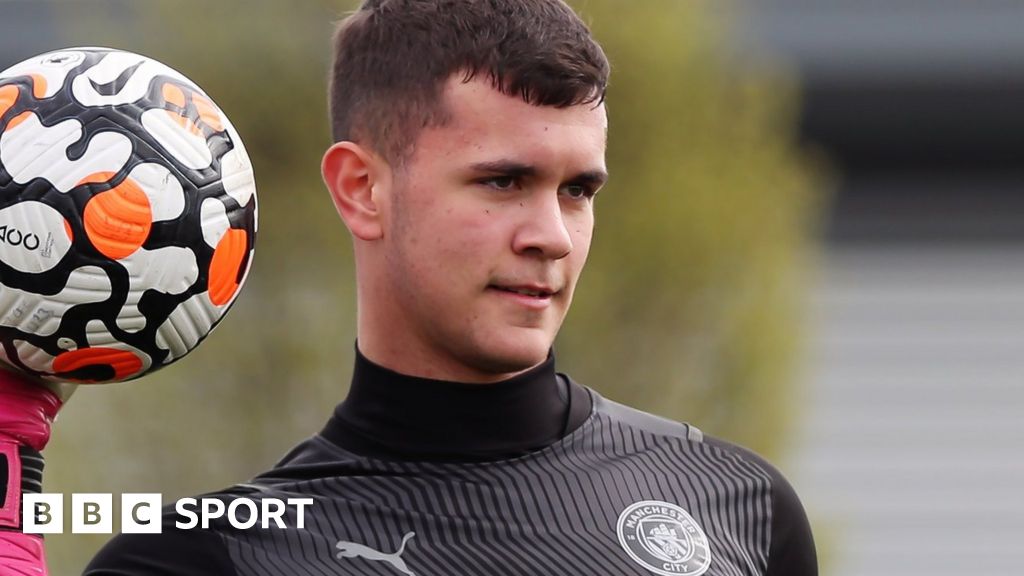 Cieran Slicker: Ipswich goalkeeper eyeing first-team chance after cup ...