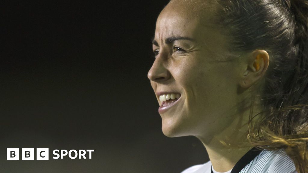 Natasha Harding: Reading Women sign Wales and ex-Liverpool forward ...