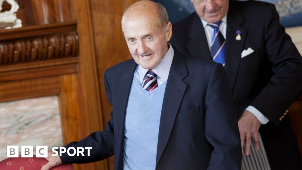 Rangers: Former Ibrox winger Johnny Hubbard dies aged 87 - BBC Sport