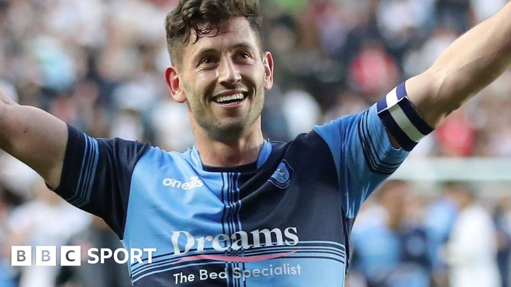 Wycombe Wanderers: Joe Jacobson and Anthony Stewart among five offered ...