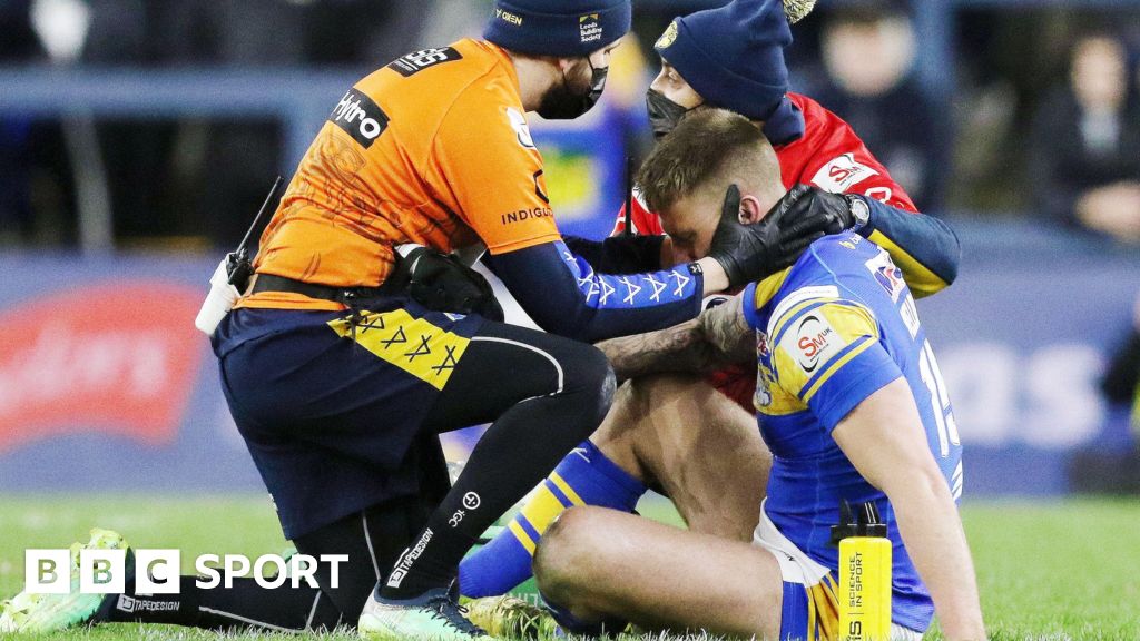Alex Mellor: Leeds Rhinos forward given all-clear after neck injury ...
