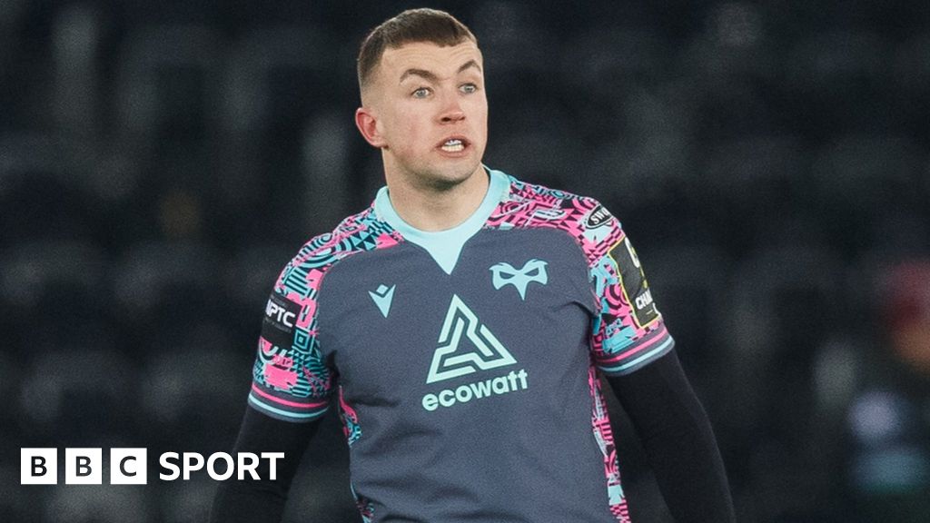 Luke Scully: Ospreys' versatile fly-half and centre agrees new deal ...