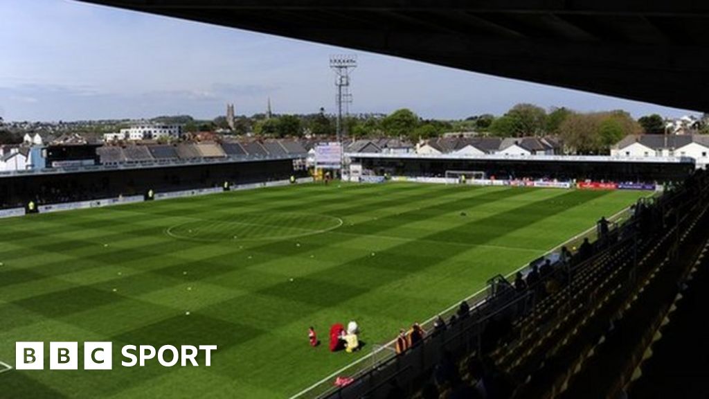 Ben Gerring: Torquay United sign former Plymouth Argyle defender - BBC ...