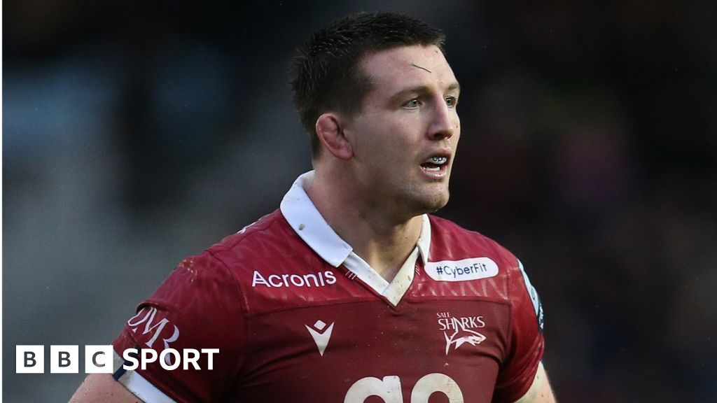 England's Tom Curry faces fitness battle for Six Nations after ...