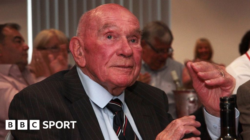 Colin Hutton: Hull clubs mourn death of former player, coach and ...