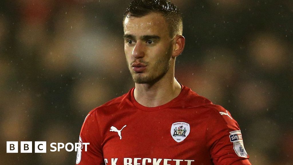 Callum Evans & Jennison Myrie-Williams join Torquay United - BBC Sport