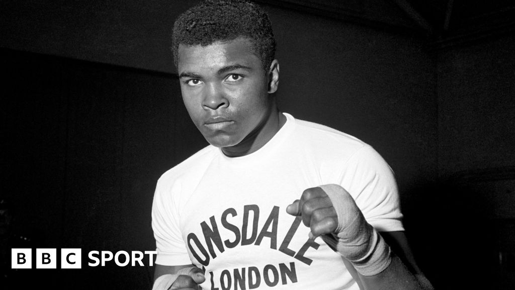 Muhammad Ali: A sporting personality who changed the world - BBC Sport