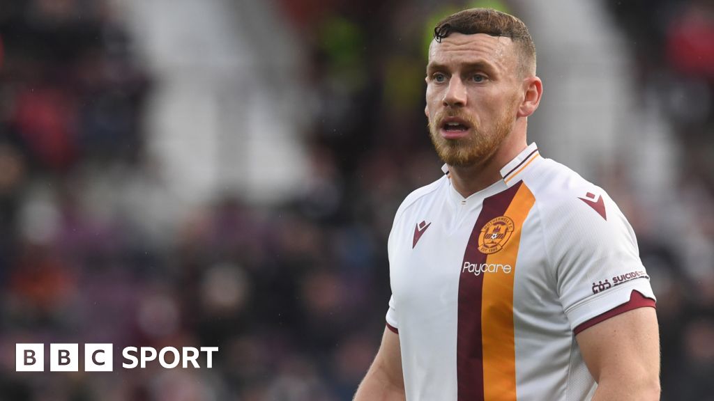Shields departs on loan - BBC Sport