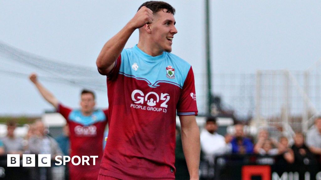 Colwyn Bay secure Cymru North title to confirm promotion - BBC Sport