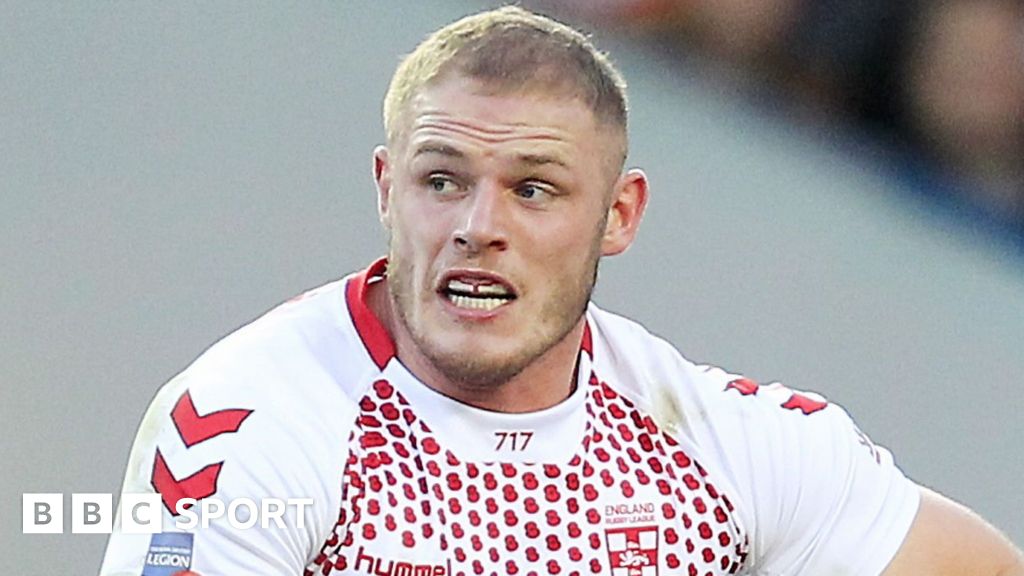 Tom Burgess: England prop agrees new South Sydney Rabbitohs deal - BBC ...