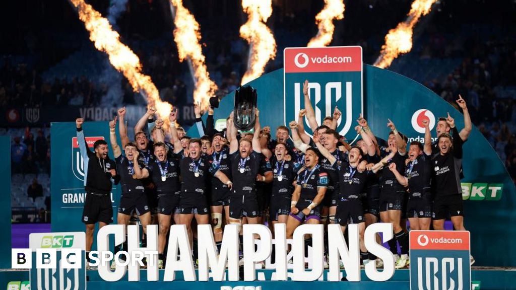 Fraser Brown and Peter Wright amazed at Glasgow's win - BBC Sport