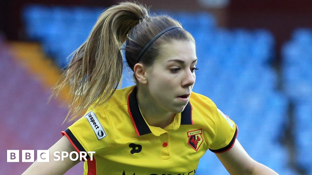Ellie Mason: Uncapped Lewes midfielder in Northern Ireland squad for ...