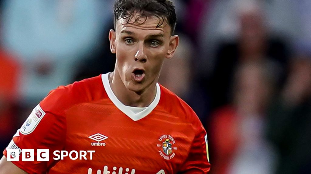 Kal Naismith: Bristol City sign defender after departure from Luton ...