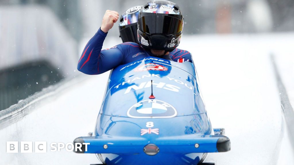 Beijing 2022: Britain's Brad Hall & Greg Cackett win bobsleigh World Cup bronze - BBC Sport