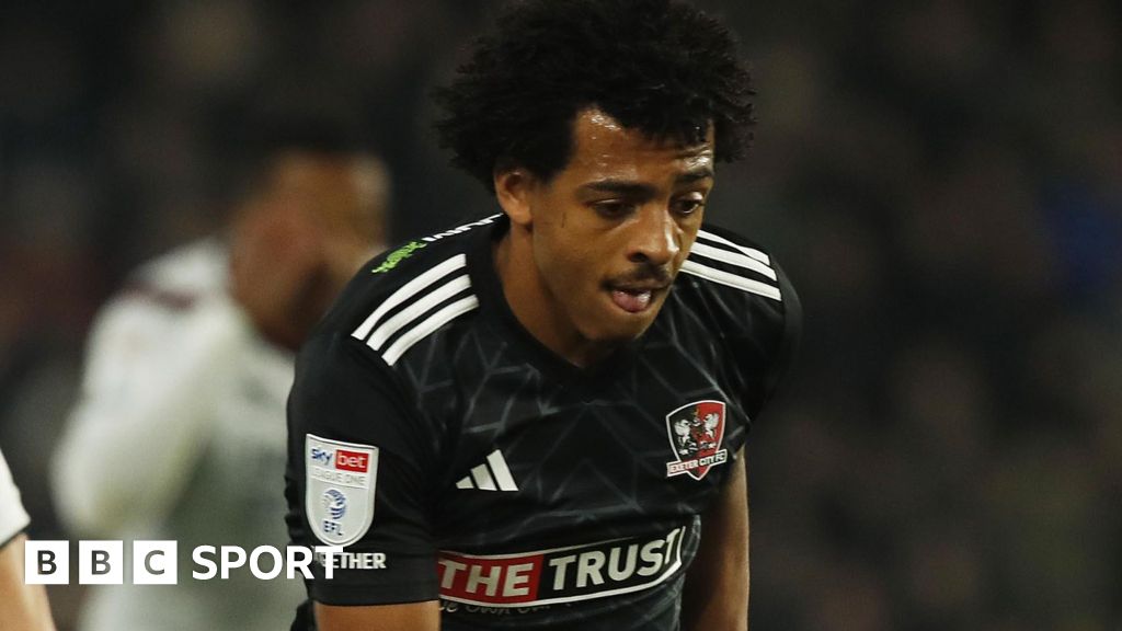 Caleb Watts & Shaun MacDonald extend Exeter City deals - BBC Sport