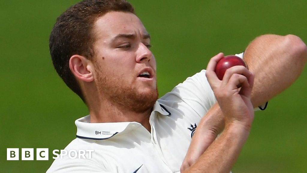 County Championship: Gloucestershire close in on opening win over Kent ...