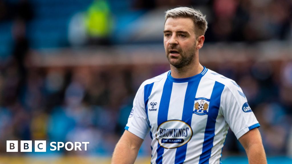 McInnes 'not ruling out' Robinson's return at Tynecastle - BBC Sport