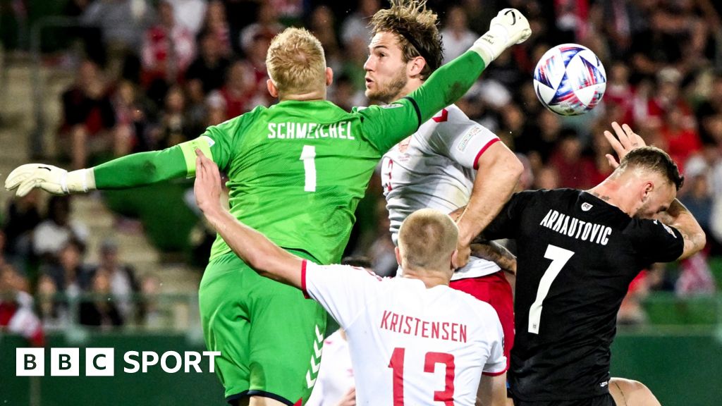 Leicester: Foxes stars get comfortable international wins - BBC Sport