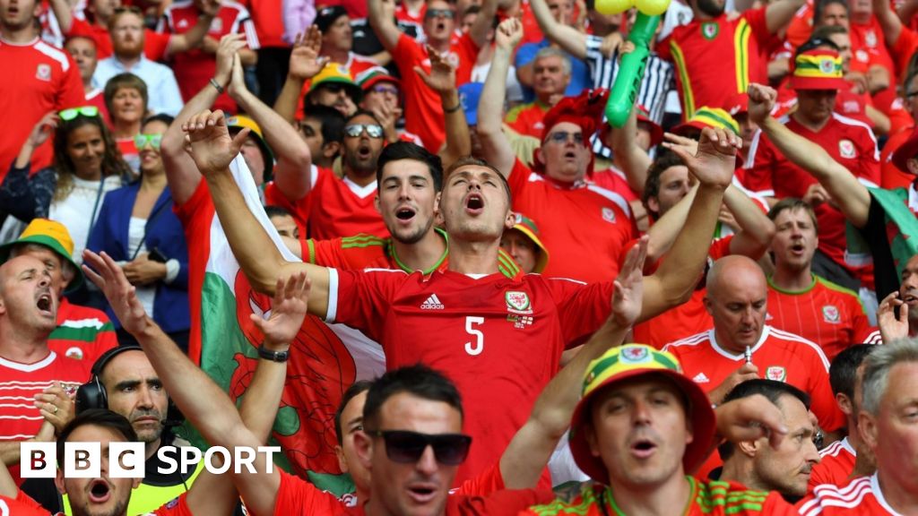 Euro 2016: Wales set for 'biggest game' since 1958 World Cup - BBC Sport