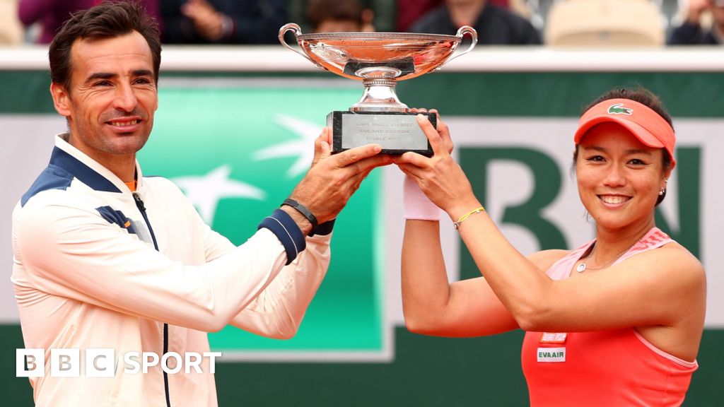 French Open: Mixed doubles to return for 2021 tournament - BBC Sport