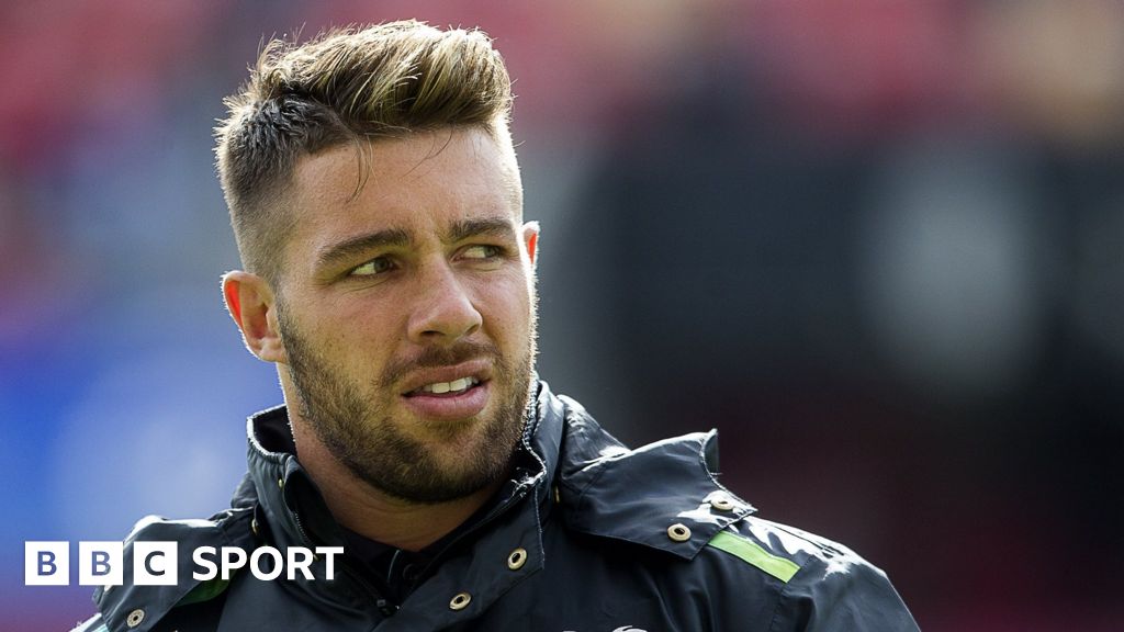 Rhys Webb: Ospreys scrum-half eases fears over injury - BBC Sport