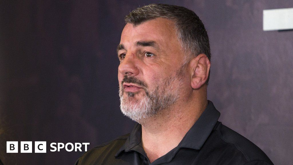 Rowland Phillips: Former Wales women's coach relishing rugby return ...