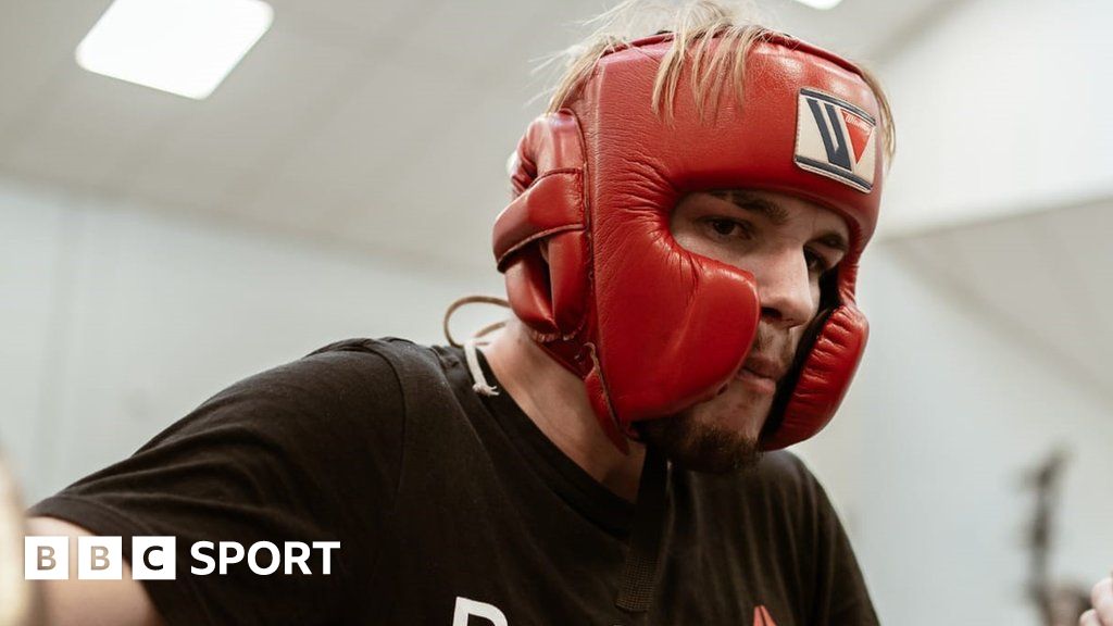 Small Hall Spotlight: 'If I win this belt, maybe I can forget about ...