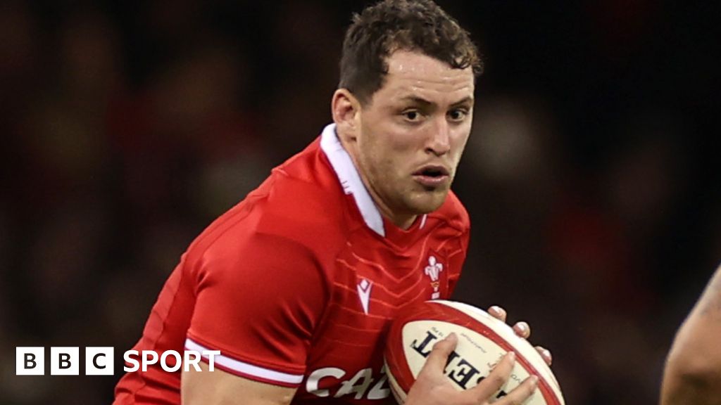 Ryan Elias: Wales & Scarlets hooker could miss rest of season - BBC Sport