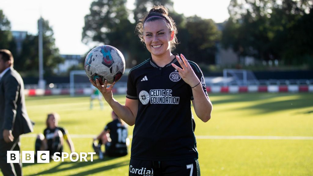 SWPL: Scotland striker Amy Gallacher signs new Celtic deal - BBC Sport