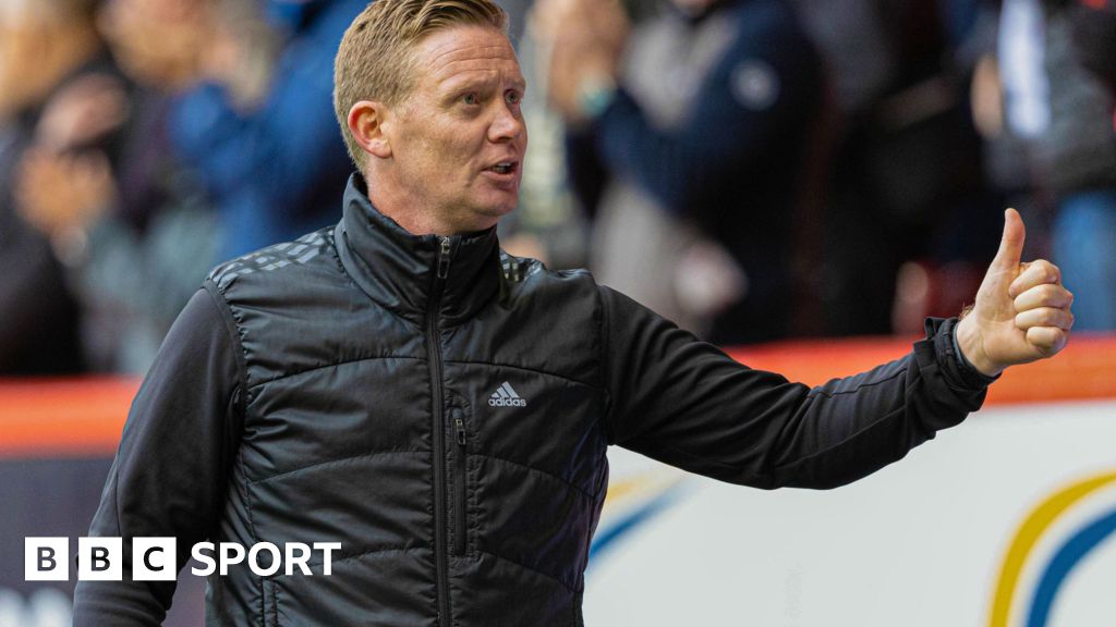 Robson on 'must-win' County game, a different test, and injury updates ...