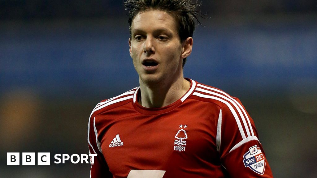 Greg Halford: Defender joins Rotherham United after Forest exit - BBC Sport