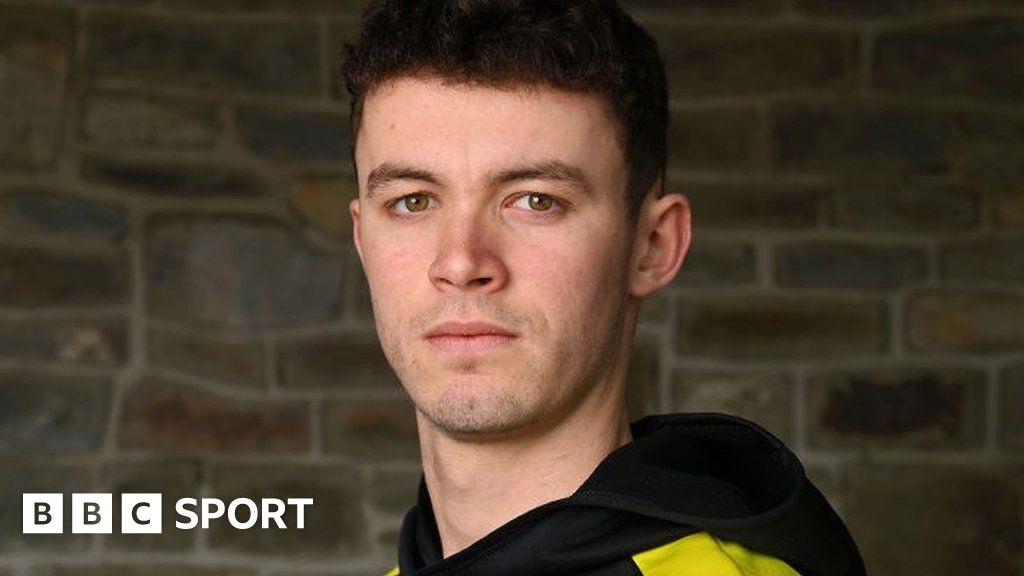 County Championship: Ollie Price hits 115 before Worcestershire grow ...