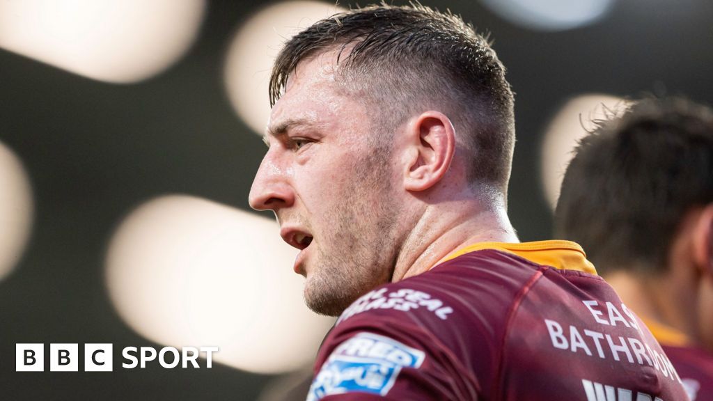 Jake Wardle: Huddersfield Giants centre joins Wigan Warriors as duo go ...