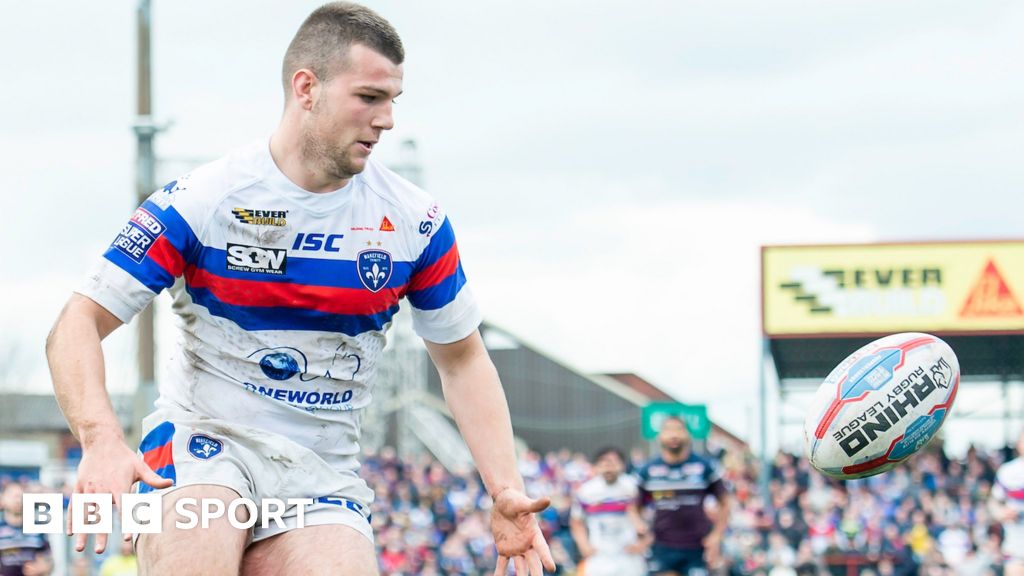 Max Jowitt: Wakefield Trinity full-back signs new three-year contract ...