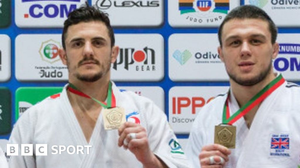 Stuart McWatt: Scottish judoka takes bronze medal in Portugal - BBC Sport