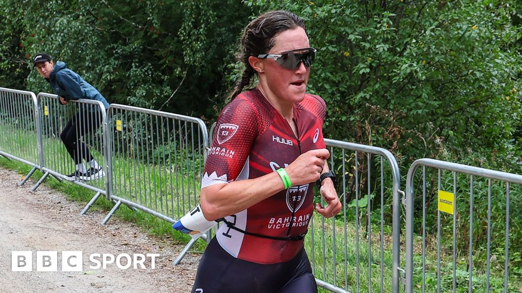 Ironman 70.3 World Championship: Britain's Kat Matthews comes second to USA's Taylor Knibb - BBC ...