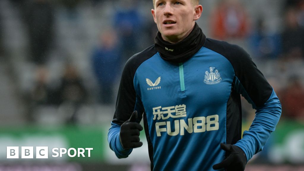 Newcastle's Anderson heads out on loan - BBC Sport