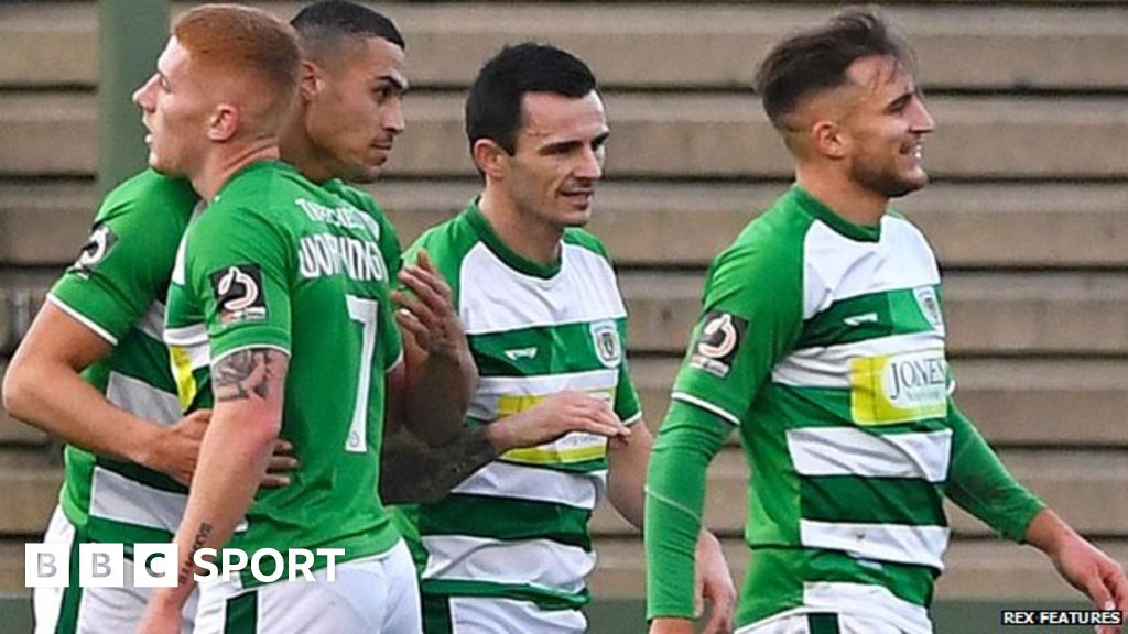 Yeovil Town players and staff asked to take 50% pay cut - BBC Sport