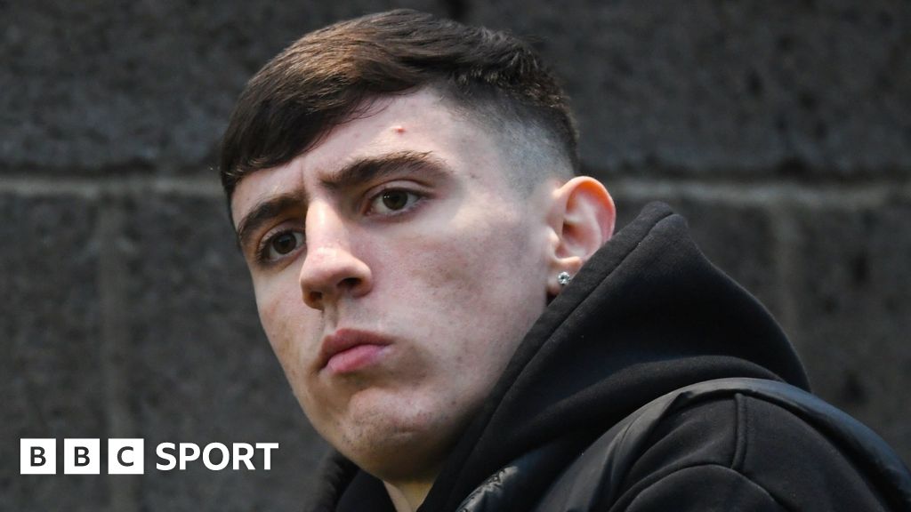 Charlie Reilly: Dundee sign forward from Albion Rovers on two-year ...