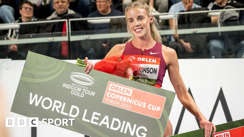 Keely Hodgkinson: Briton sets fastest indoor 800m time of year - BBC Sport
