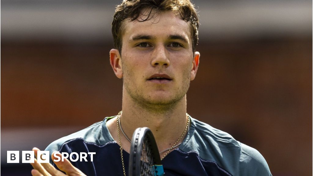 Queen's: Jack Draper wins as Cameron Norrie loses at Cinch ...