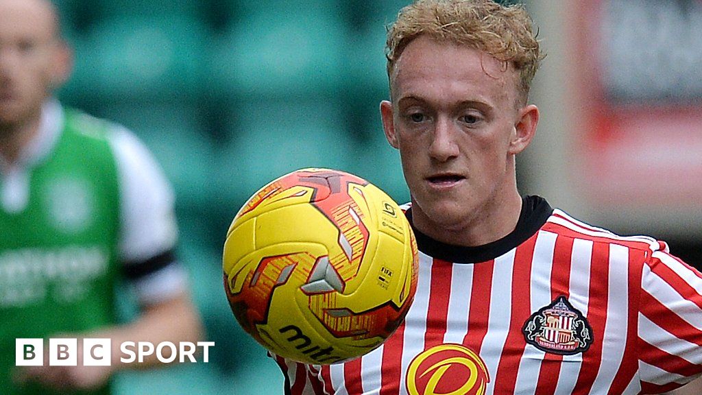 Rees Greenwood and Callum Williams: Gateshead sign ex-Sunderland winger ...