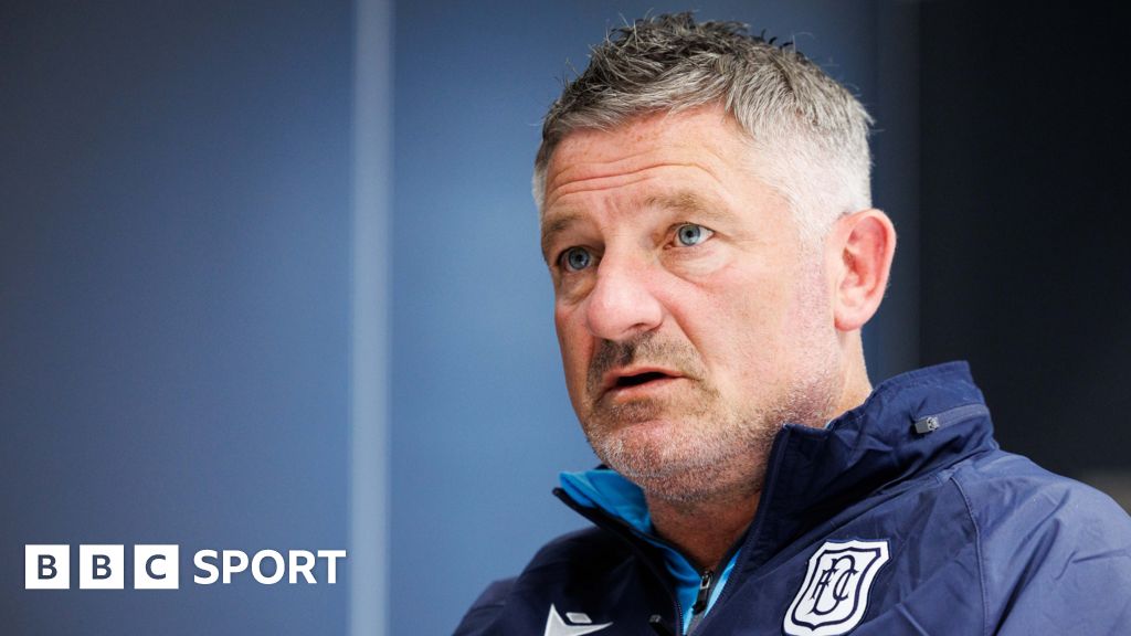 Docherty 'desperate to hear Dundee roar' - BBC Sport