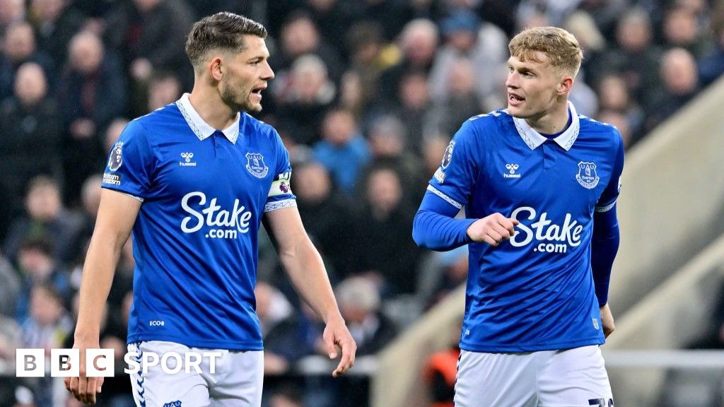 Everton: Toffees defence highlighted on Match of the Day - BBC Sport