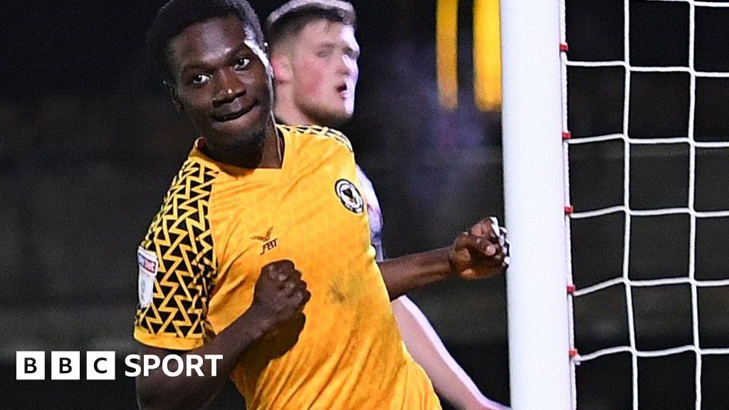 Southend United: Barnsley winger Jordan Green joins on six-month loan ...