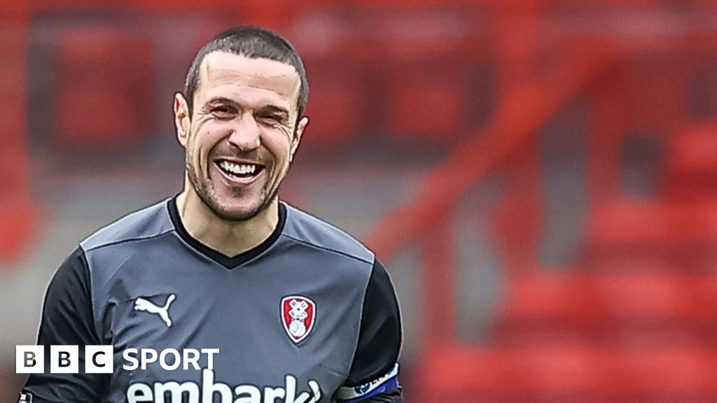 Richard Wood: Rotherham United club captain to remain until June 2022 ...